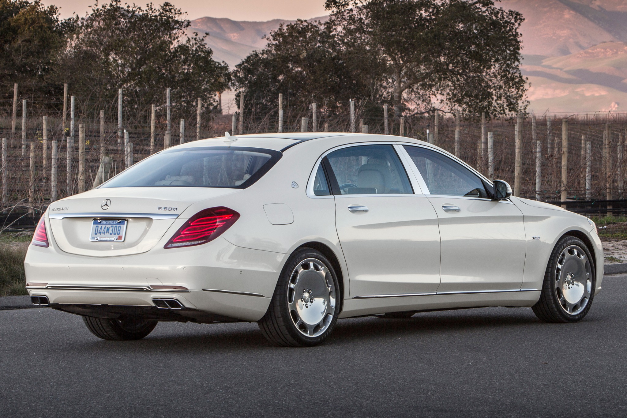 2016 Mercedes-Benz Maybach Specs, Prices, VINs & Recalls - AutoDetective
