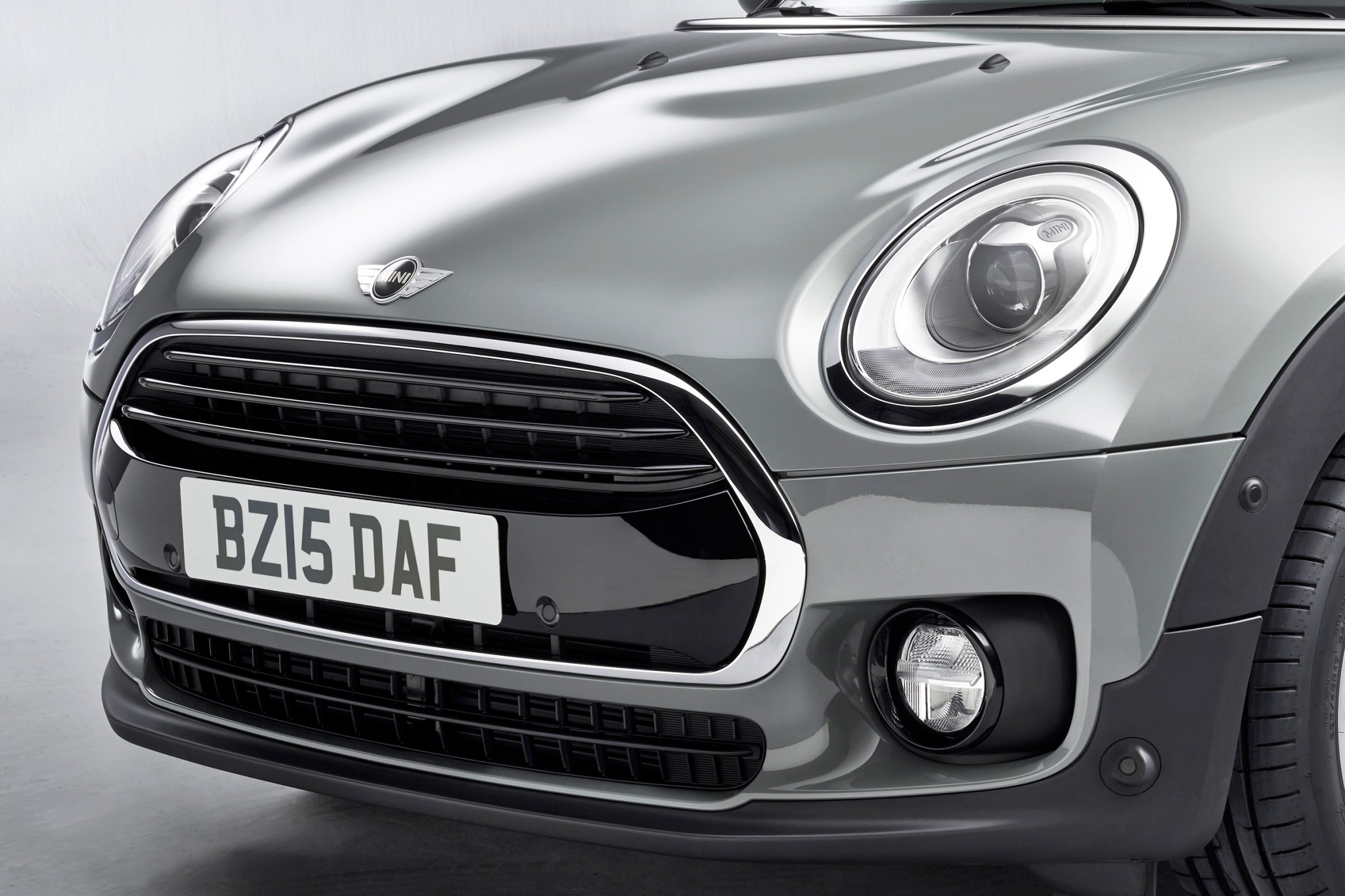 2017 Mini Clubman VINs, Configurations, MSRP & Specs - AutoDetective