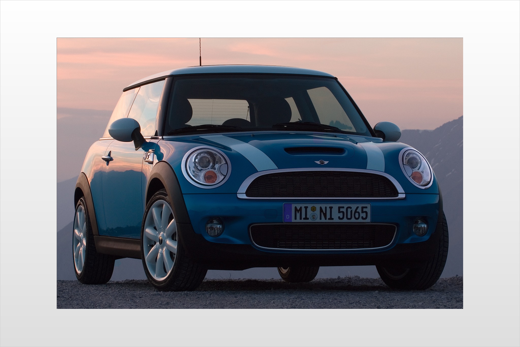 2007 Mini Cooper VINs, Configurations, MSRP & Specs - AutoDetective