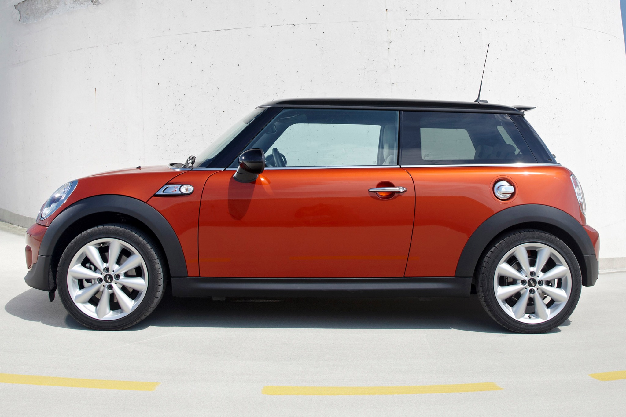2013 Mini Cooper VINs, Configurations, MSRP & Specs - AutoDetective