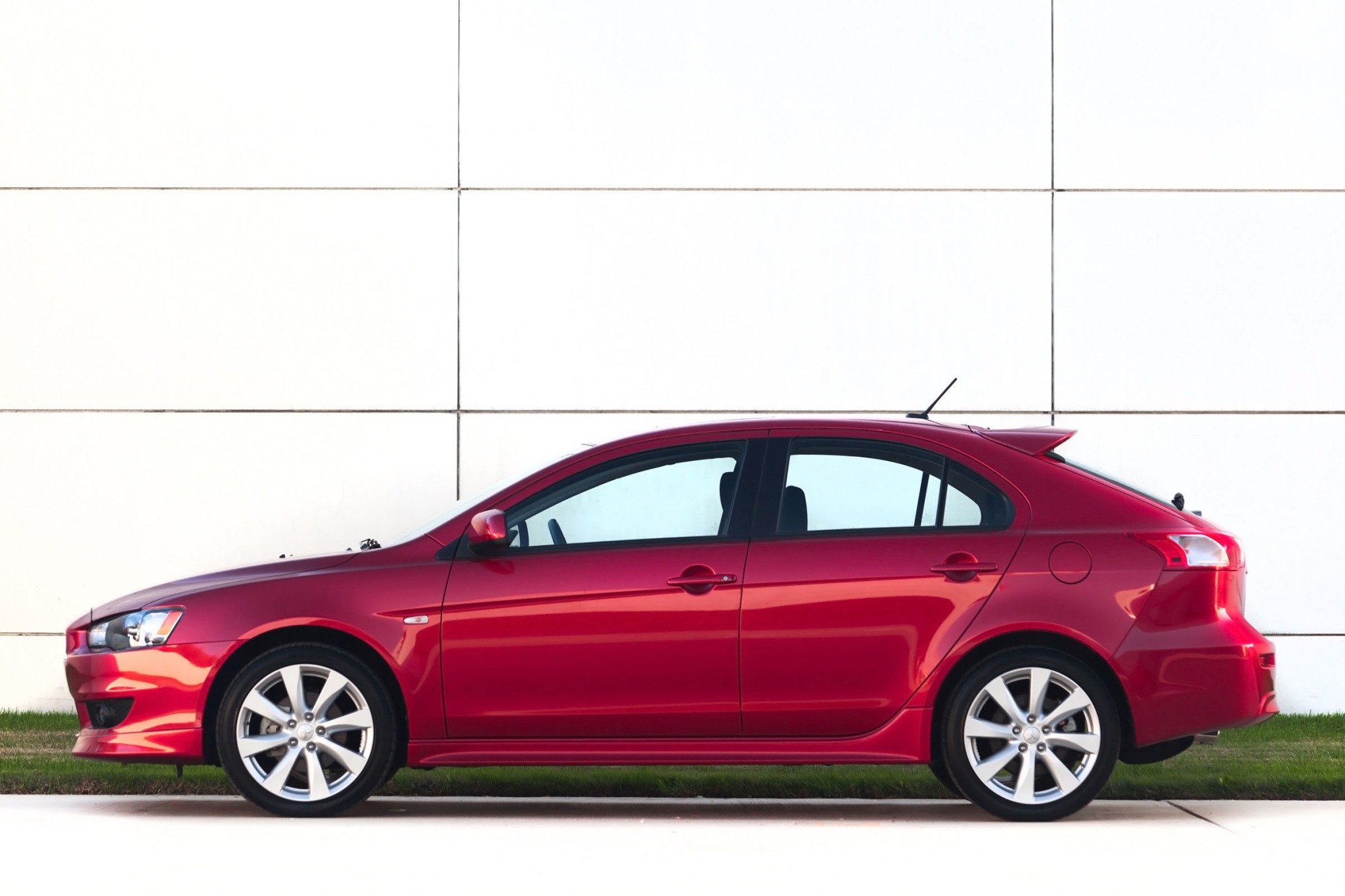 2013 Mitsubishi Lancer Sportback Specs, Prices, VINs & Recalls ...