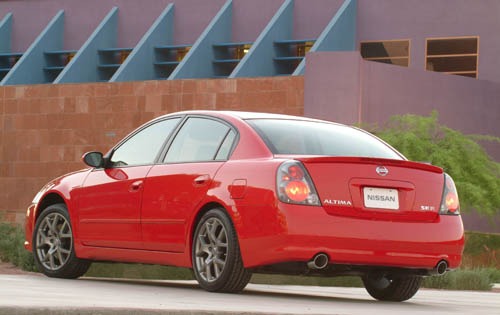 2005 Nissan Altima Specs, Prices, VINs & Recalls - AutoDetective