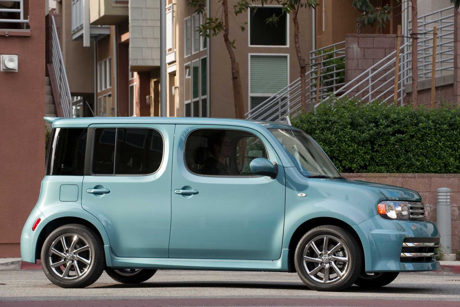 2012 Nissan cube Specs, Prices, VINs & Recalls - AutoDetective