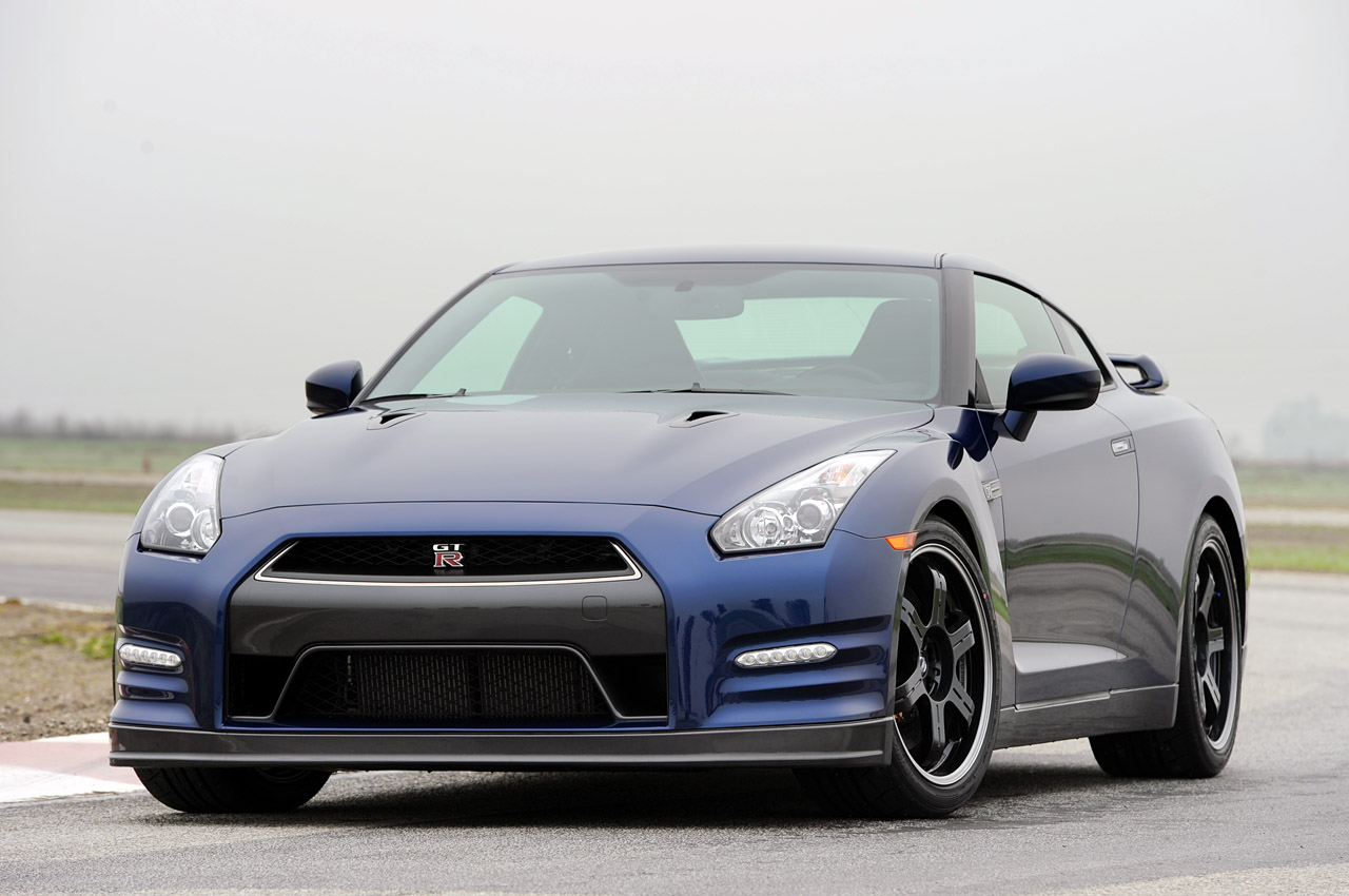2012 Nissan GT-R Specs, Prices, VINs & Recalls - AutoDetective