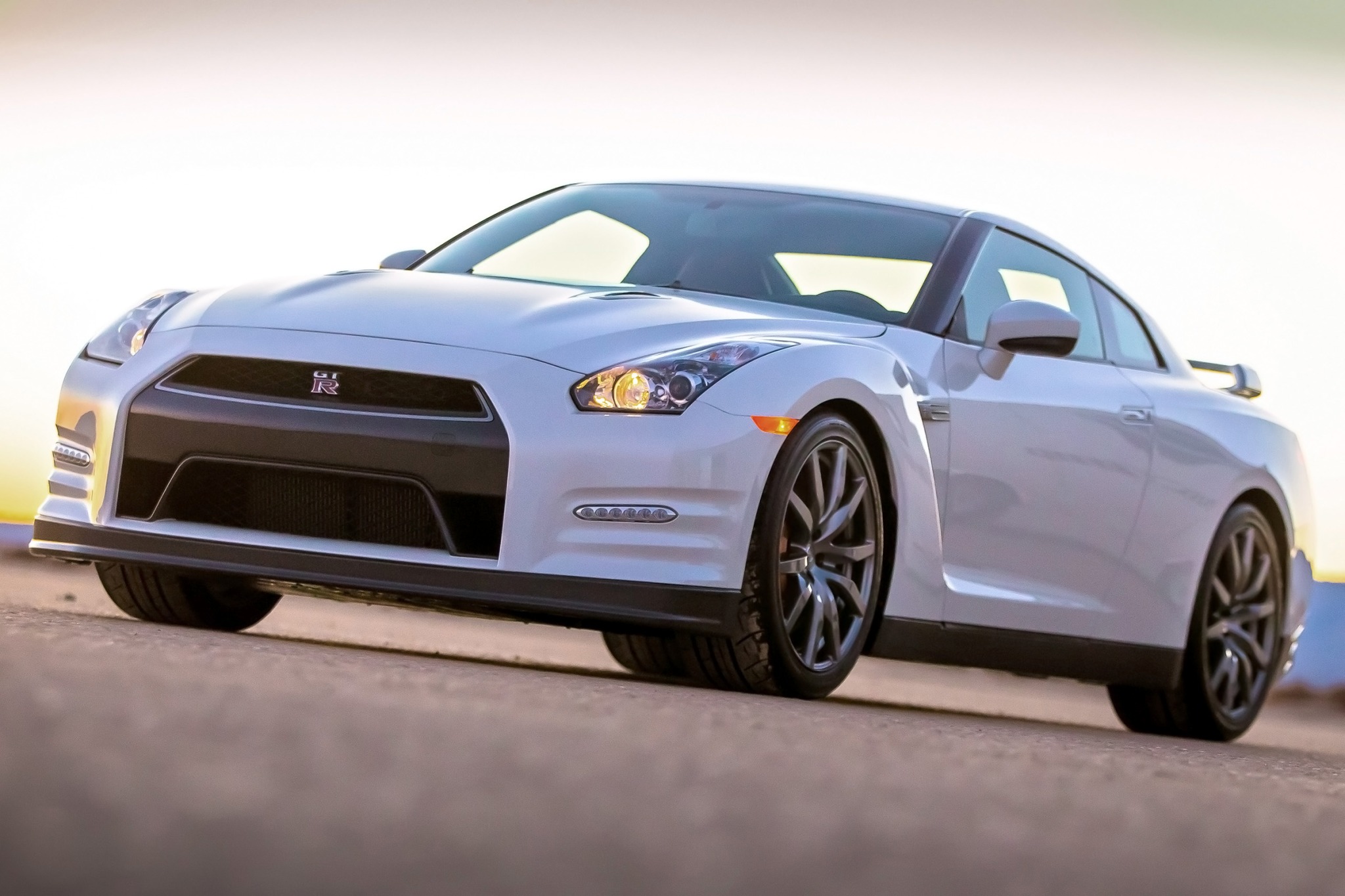 2016 Nissan GT-R Specs, Prices, VINs & Recalls - AutoDetective