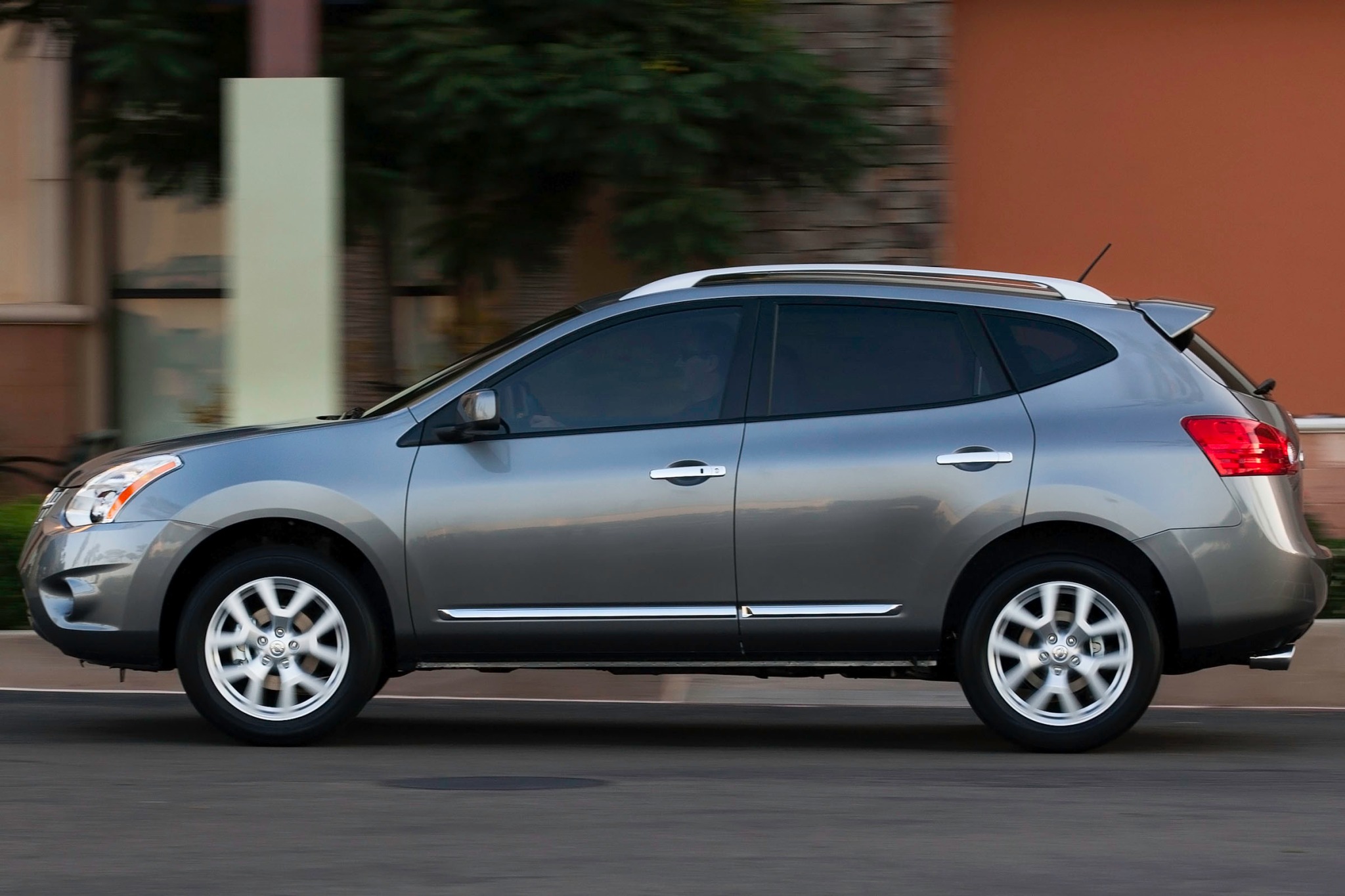 2015 Nissan Rogue Select Specs, Prices, VINs & Recalls - AutoDetective