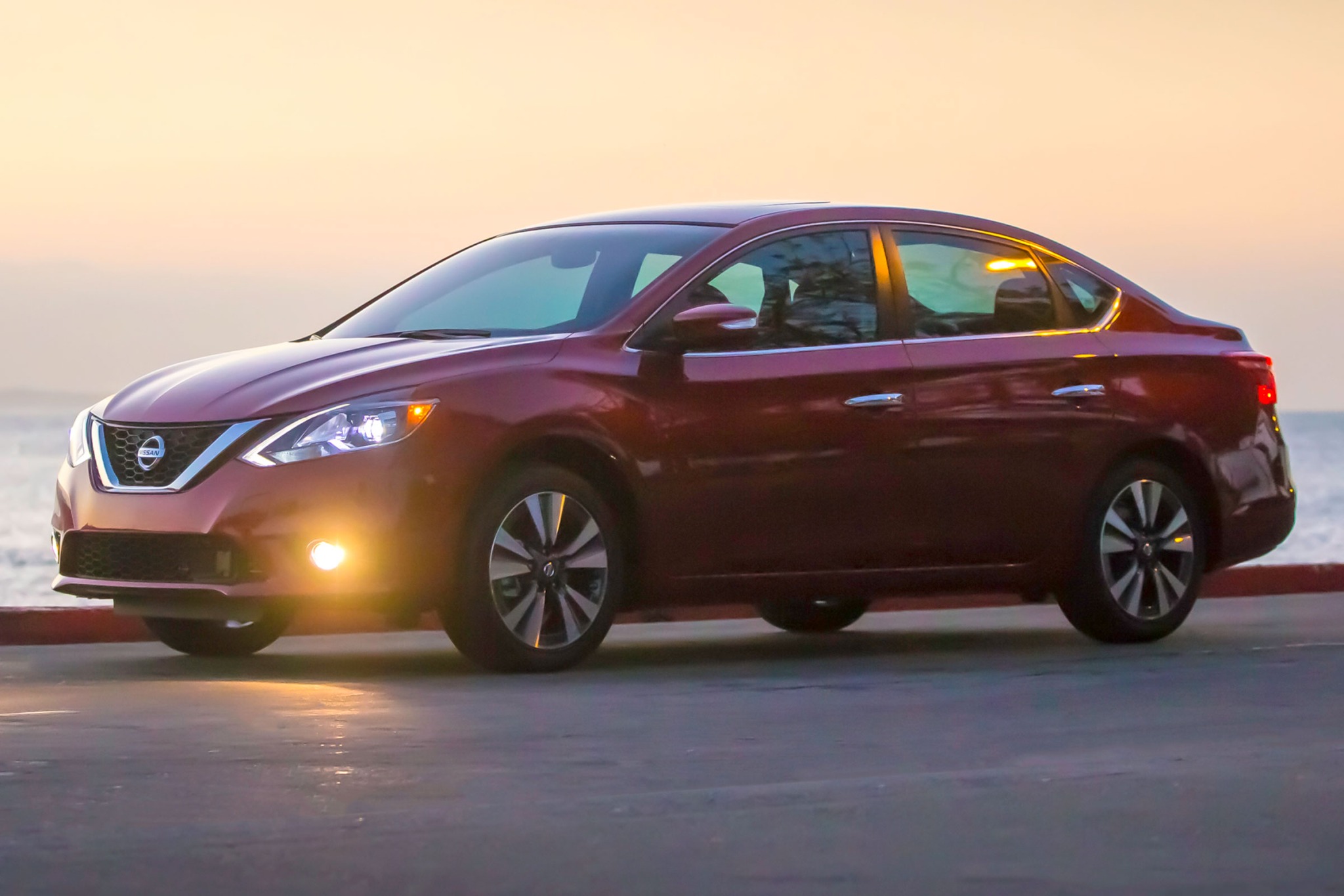 2016 Nissan Sentra Specs, Prices, VINs & Recalls - AutoDetective