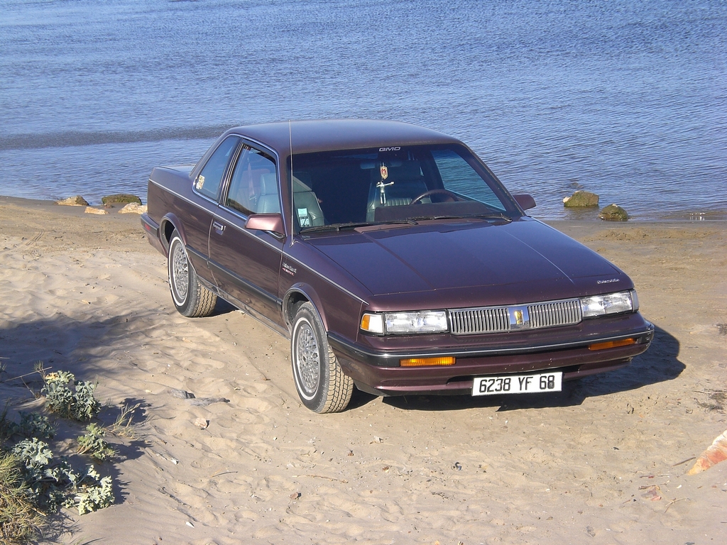 1990 Oldsmobile Cutlass Ciera Specs, Prices, VINs & Recalls - AutoDetective