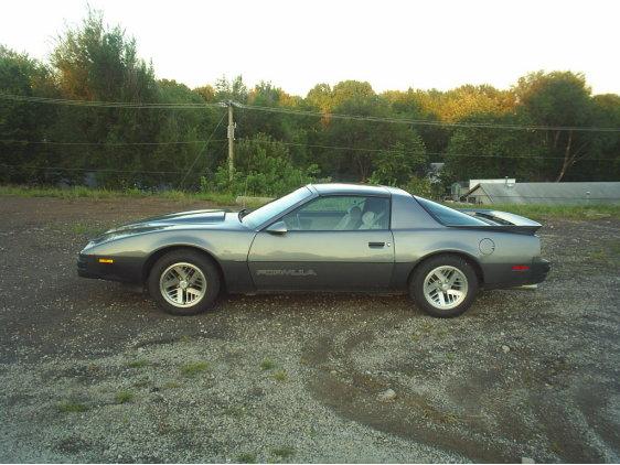 1990 Pontiac Firebird Specs, Prices, VINs & Recalls - AutoDetective