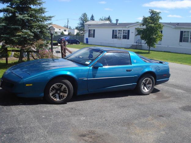 1992 Pontiac Firebird Specs, Prices, VINs & Recalls - AutoDetective