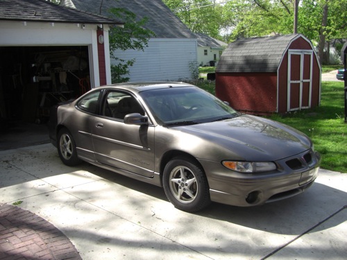 2000 Pontiac Grand Prix Specs, Prices, VINs & Recalls - AutoDetective
