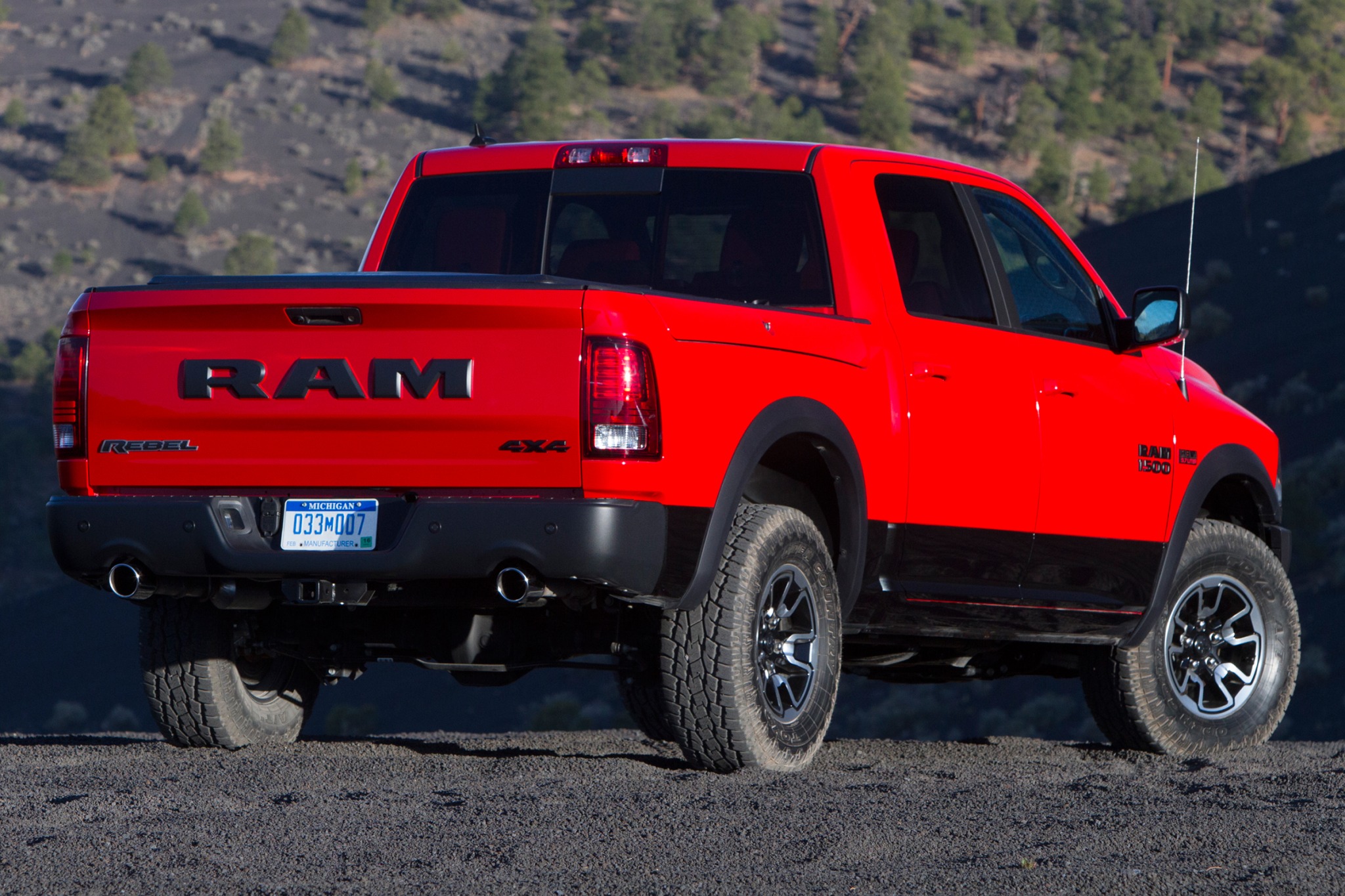 2016 RAM 1500 VINs, Configurations, MSRP & Specs - AutoDetective