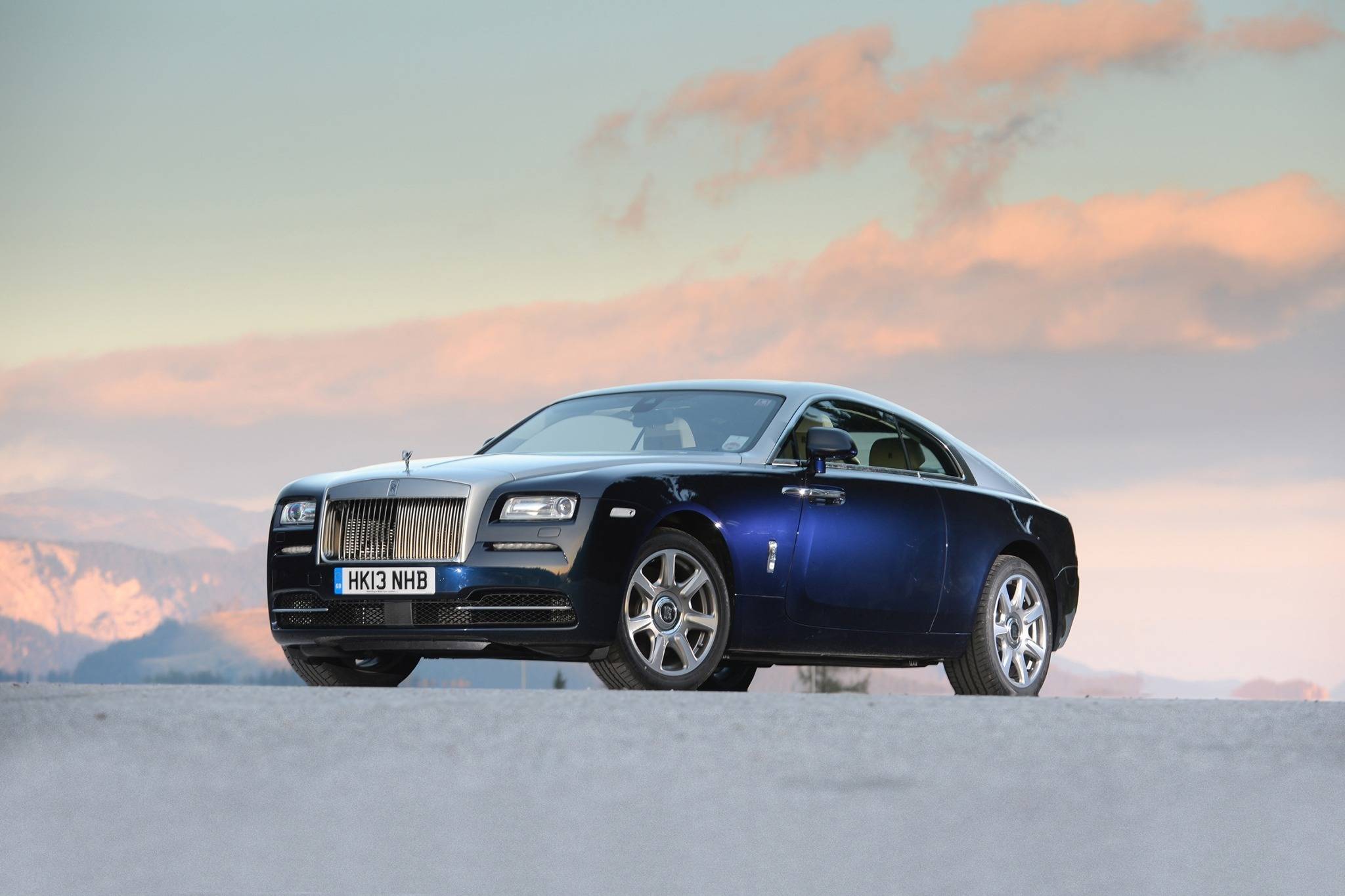 2017 Rolls-Royce Wraith Specs, Prices, VINs & Recalls - AutoDetective