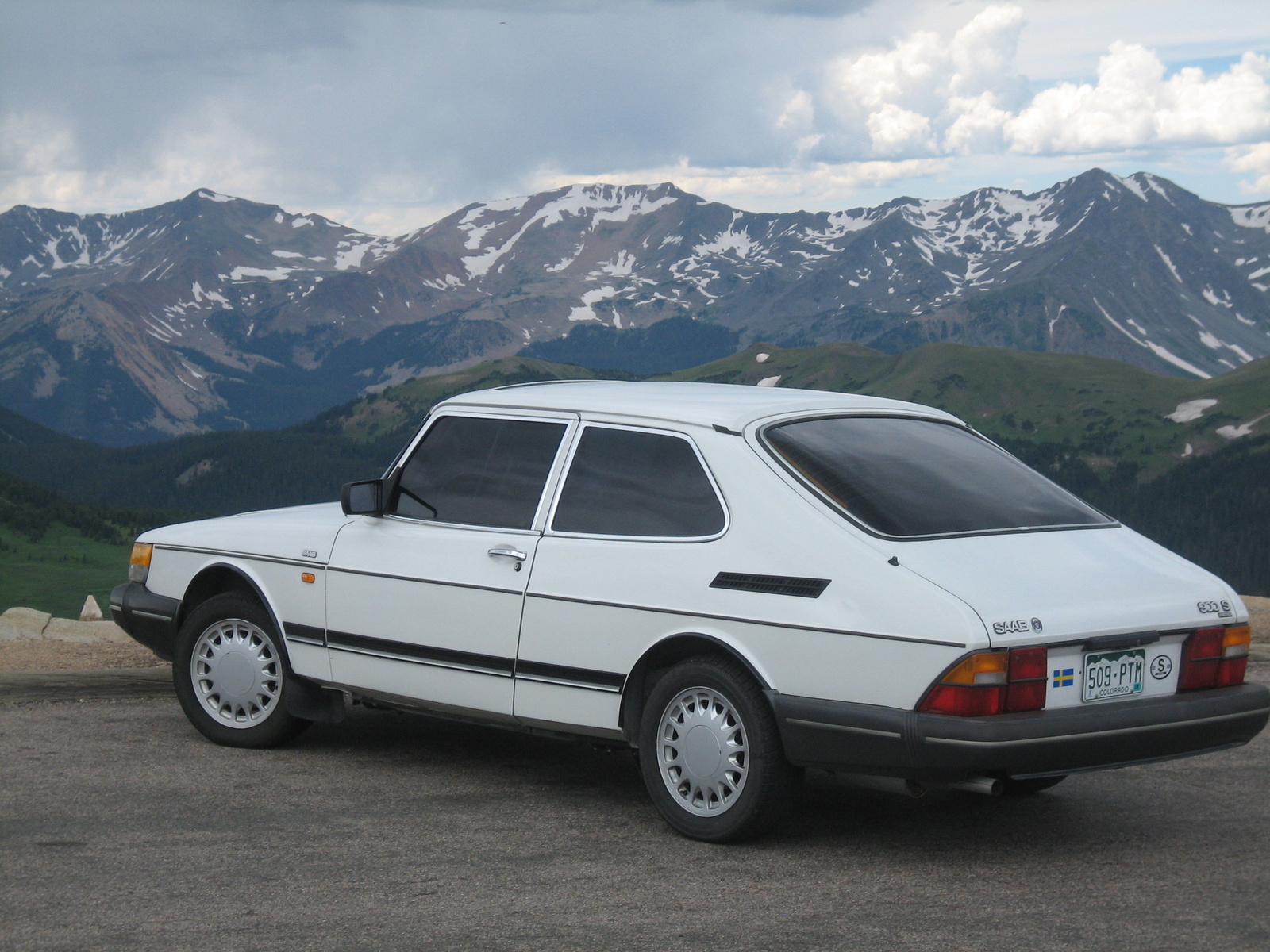 1990 Saab 900 VINs, Configurations, MSRP & Specs - AutoDetective