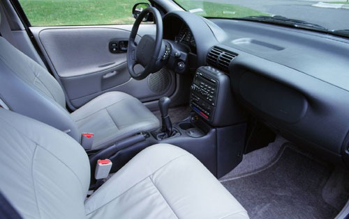 2000 Saturn SL Specs, Prices, VINs & Recalls - AutoDetective