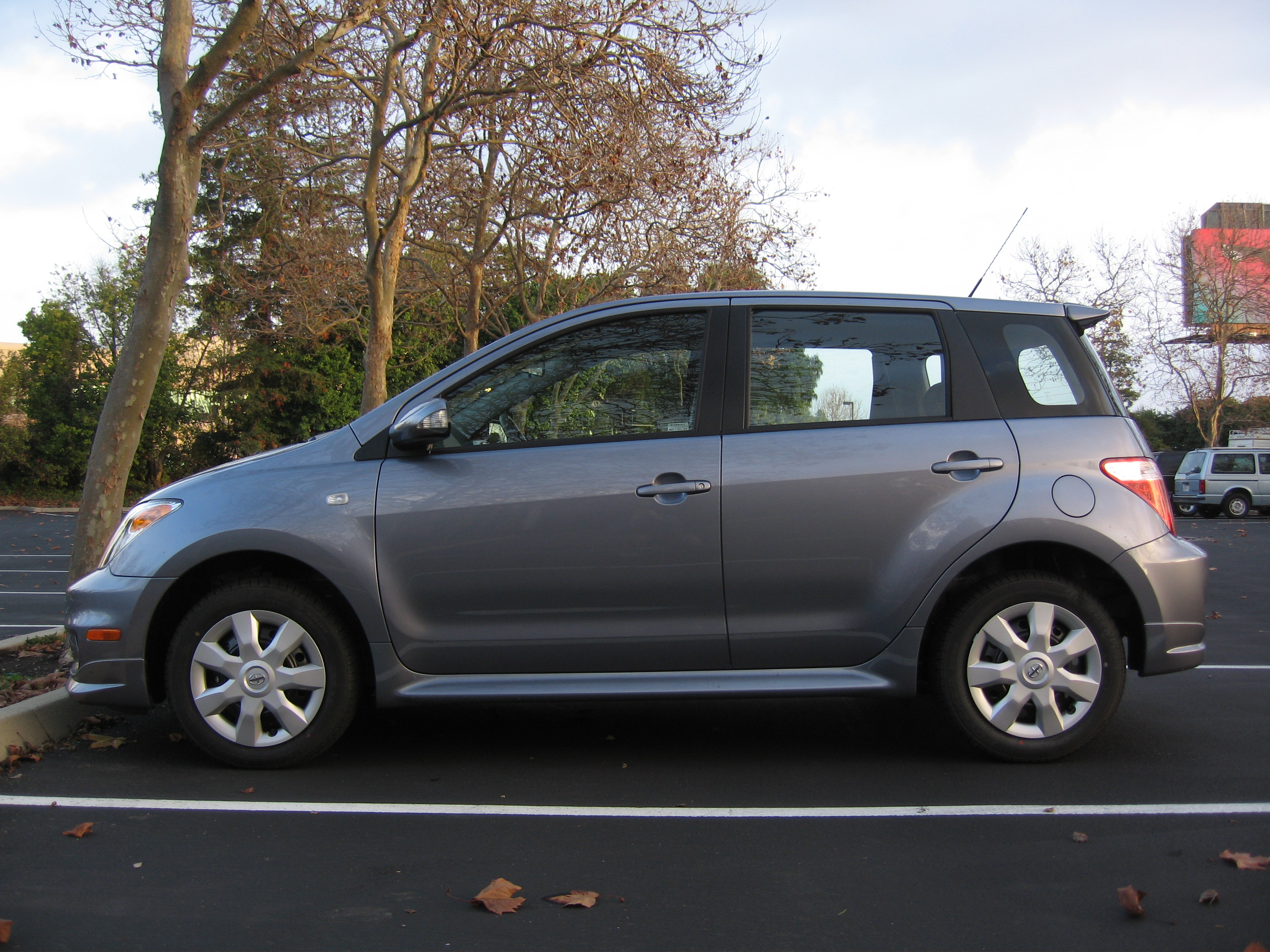 2004 Scion xA VINs, Configurations, MSRP & Specs - AutoDetective