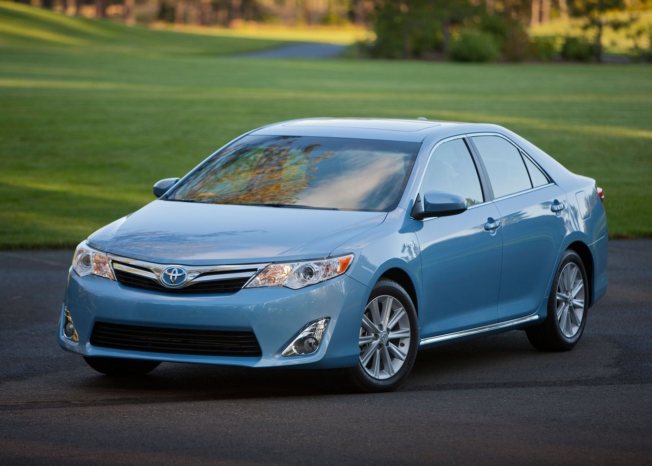 2013 Toyota Camry Hybrid Specs, Prices, VINs & Recalls - AutoDetective