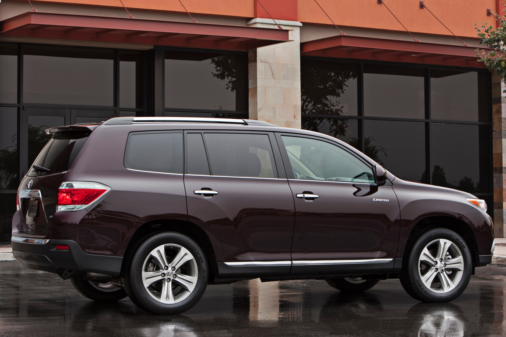 2013 Toyota Highlander Specs, Prices, VINs & Recalls - AutoDetective