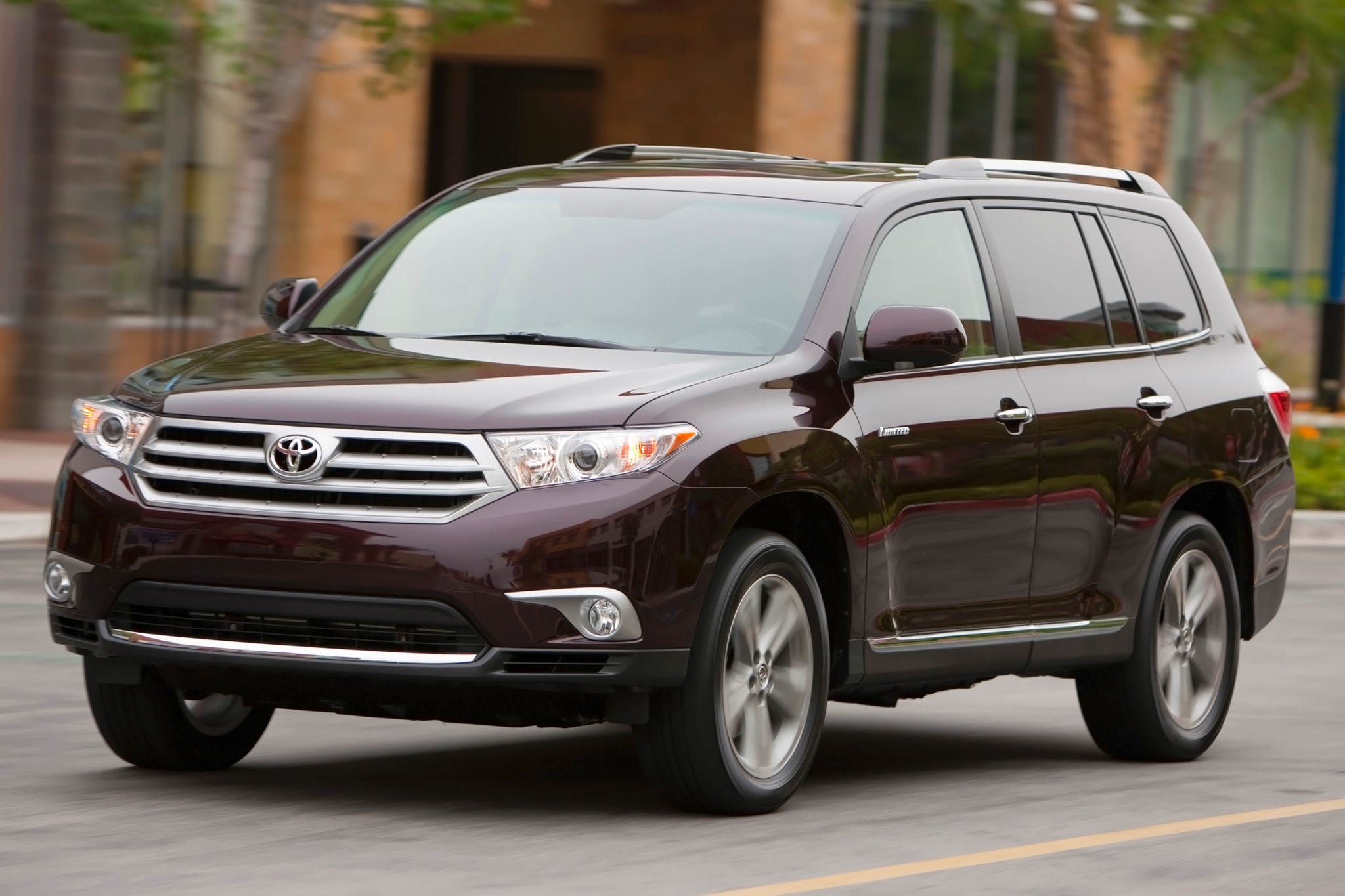 2013 Toyota Highlander Specs, Prices, VINs & Recalls - AutoDetective