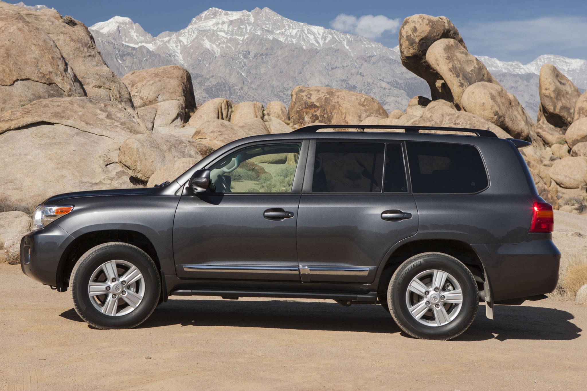 2014 Toyota Land Cruiser Specs, Prices, VINs & Recalls - AutoDetective