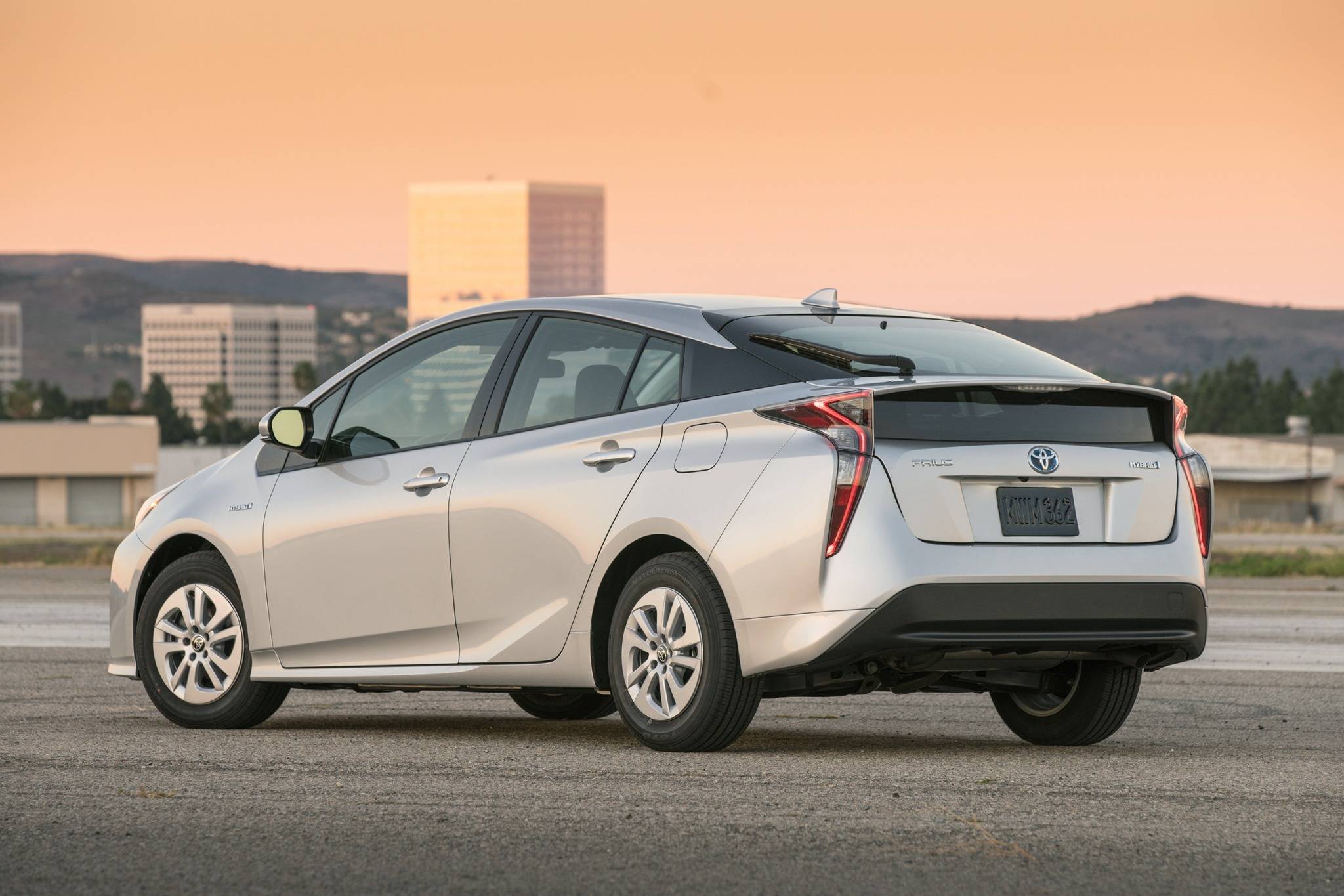 2017 Toyota Prius Specs, Prices, VINs & Recalls - AutoDetective