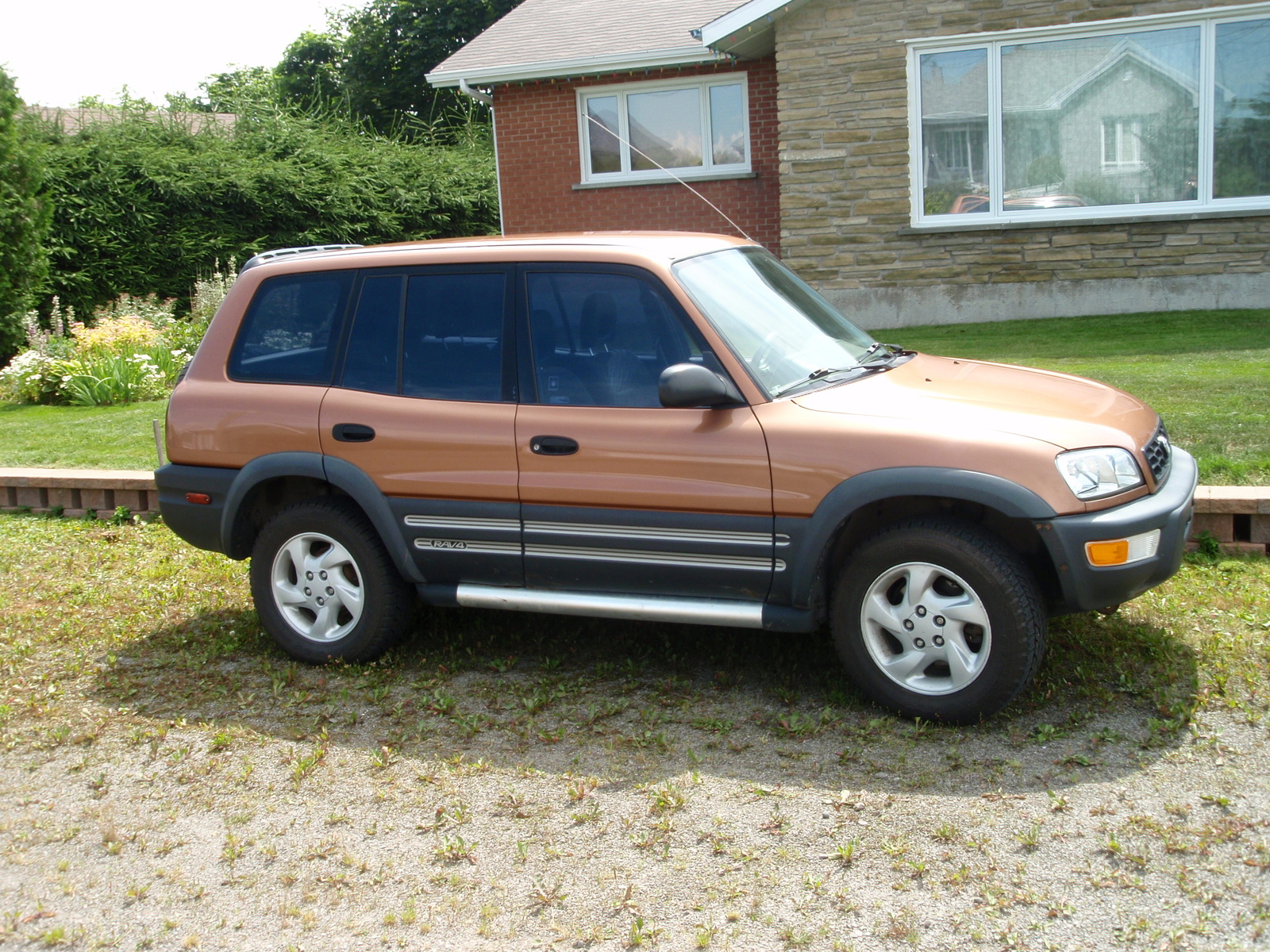 1998 Toyota RAV4 VIN Check, Specs & Recalls - AutoDetective