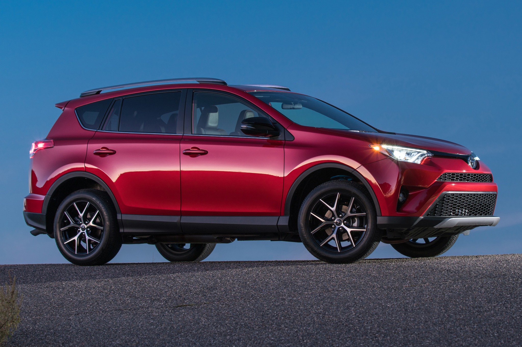 2016 Toyota RAV4 Specs, Prices, VINs & Recalls - AutoDetective