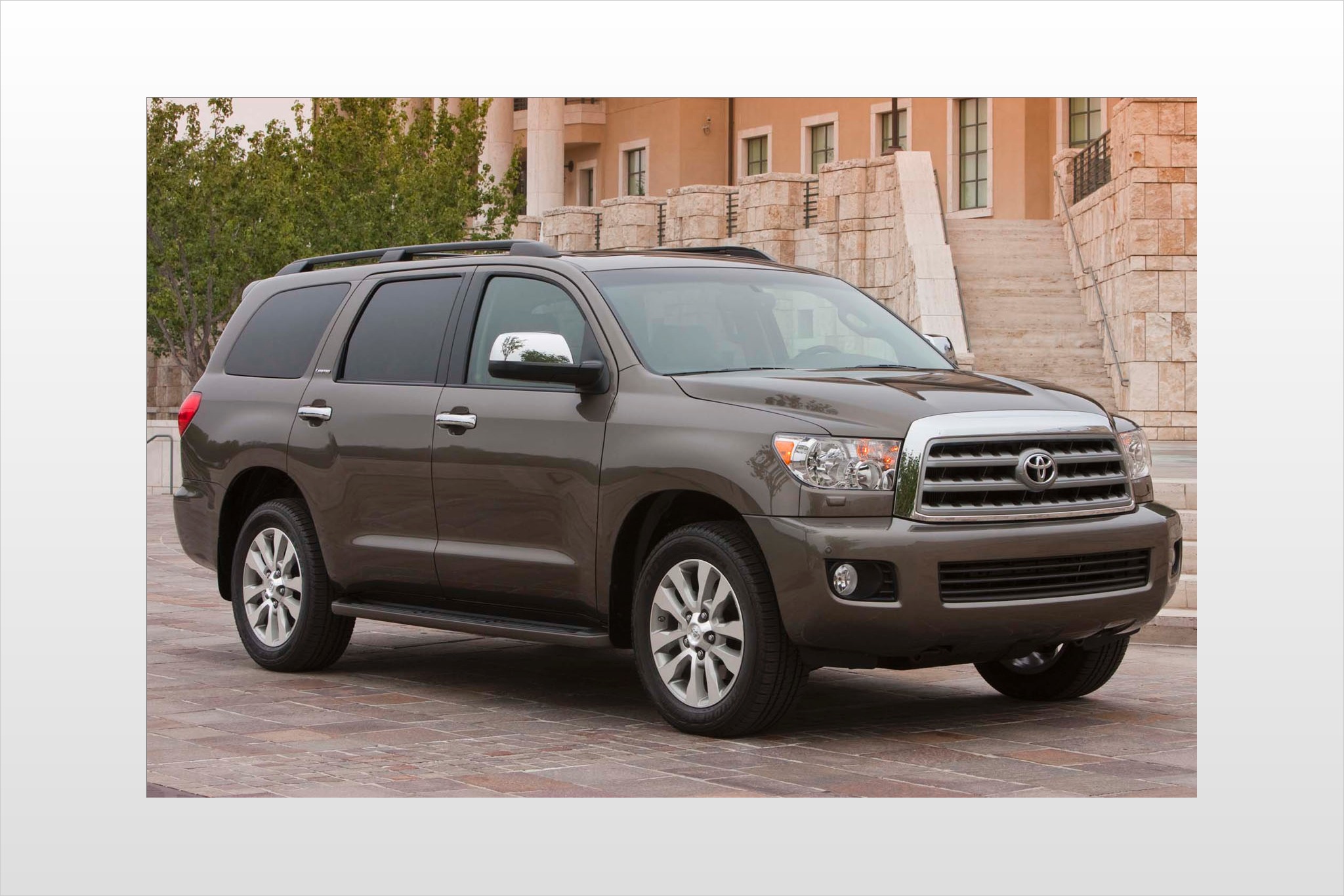 2014 Toyota Sequoia SR5 5.7L 2WD VIN Lookup - AutoDetective