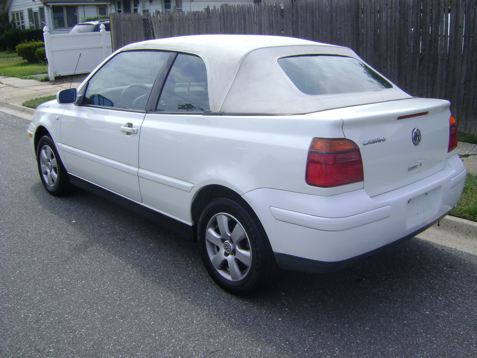 2002 Volkswagen Cabrio GLX VIN Number Search - AutoDetective