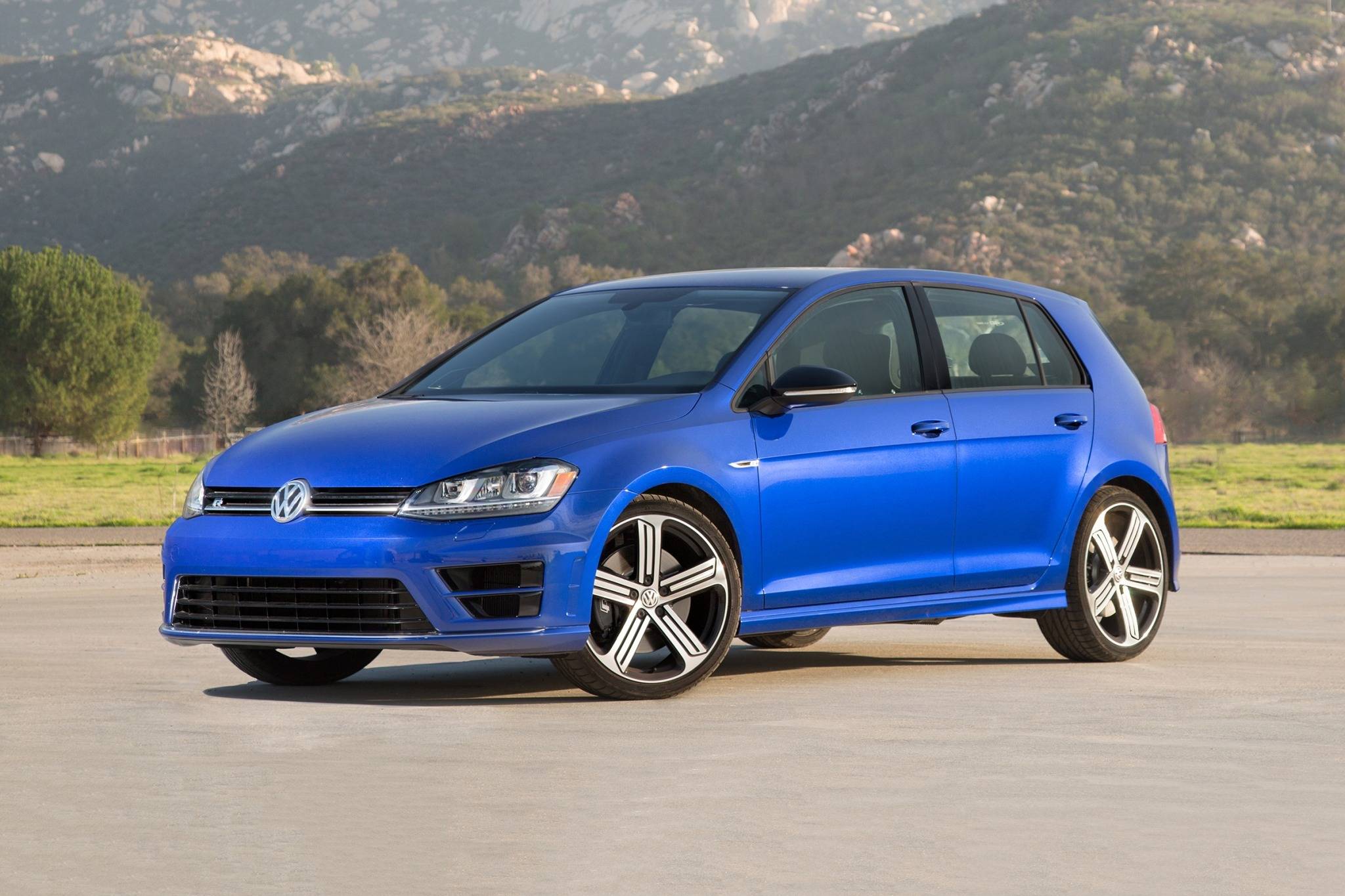 2017 Volkswagen Golf R Specs, Prices, VINs & Recalls - AutoDetective