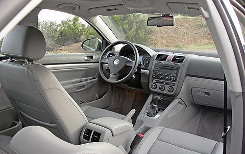 2005 Volkswagen Jetta Specs, Prices, VINs & Recalls - AutoDetective