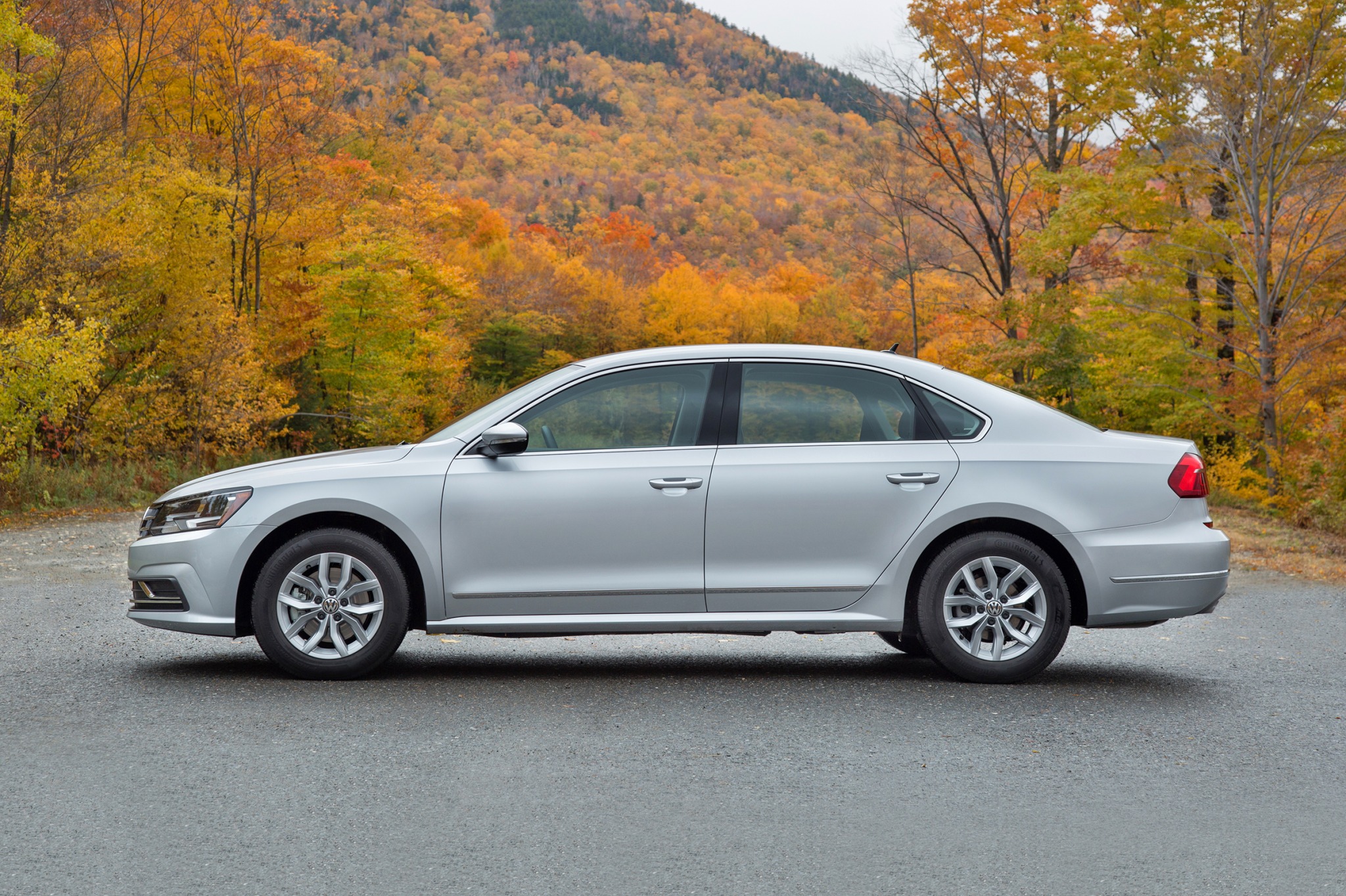 2017 Volkswagen Passat Specs, Prices, VINs & Recalls - AutoDetective