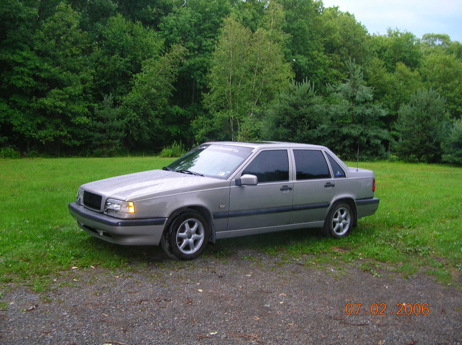 1995 Volvo 850 VINs, Configurations, MSRP & Specs - AutoDetective