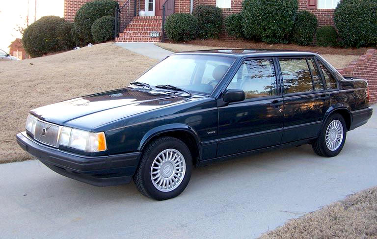1992 Volvo 940 VINs, Configurations, MSRP & Specs - AutoDetective