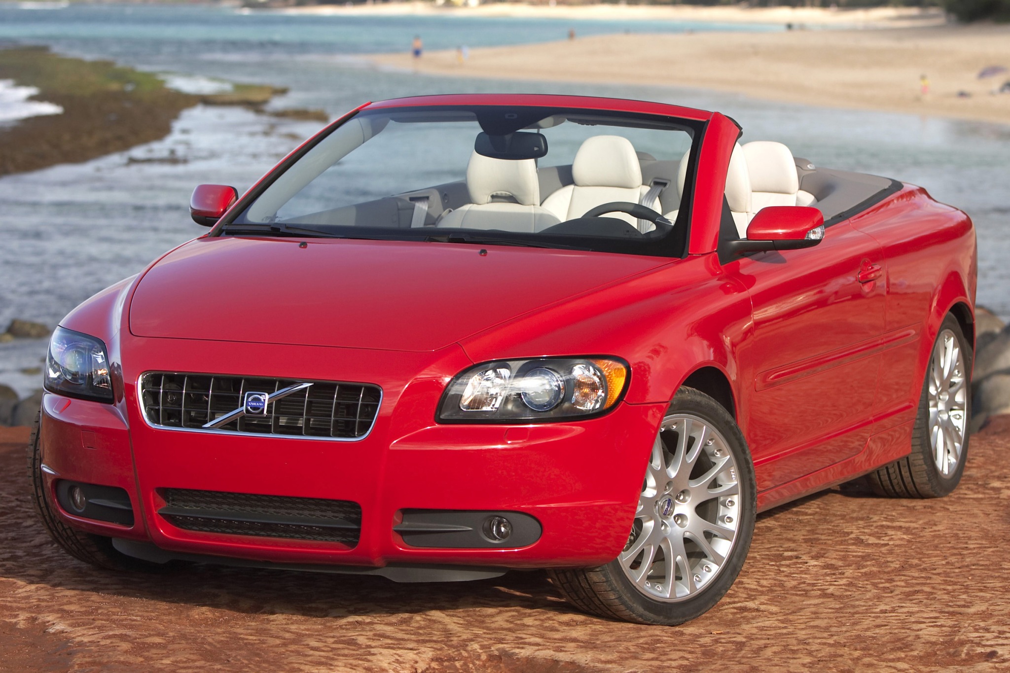 2007 Volvo C70 VINs, Configurations, MSRP & Specs - AutoDetective