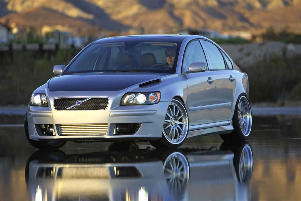 2004 Volvo S40 VINs, Configurations, MSRP & Specs - AutoDetective