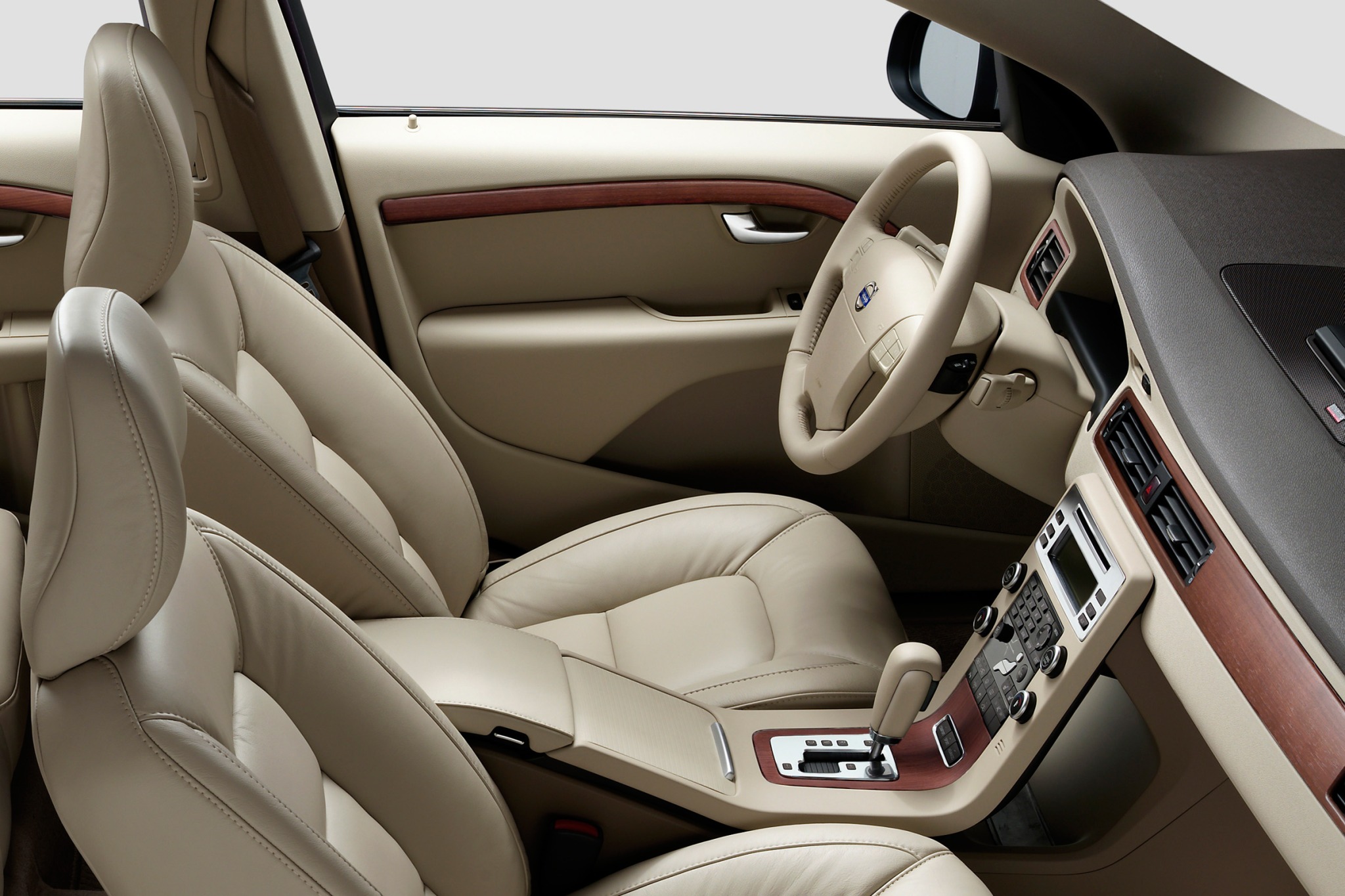 2007 Volvo S80 VINs, Configurations, MSRP & Specs - AutoDetective