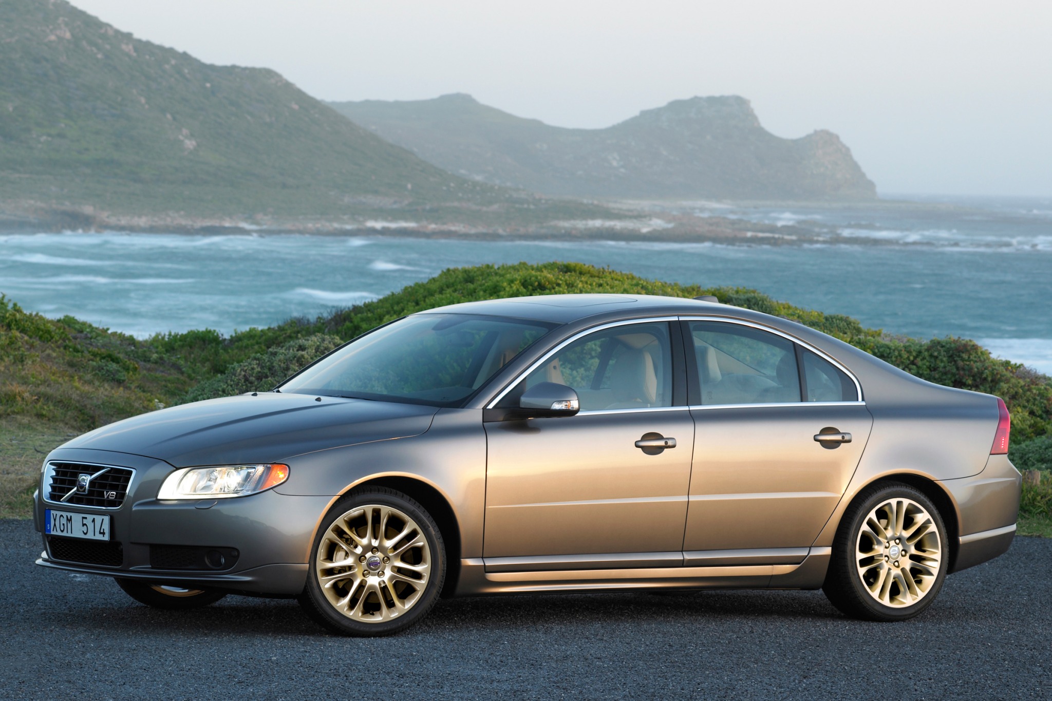 2007 Volvo S80 VINs, Configurations, MSRP & Specs - AutoDetective