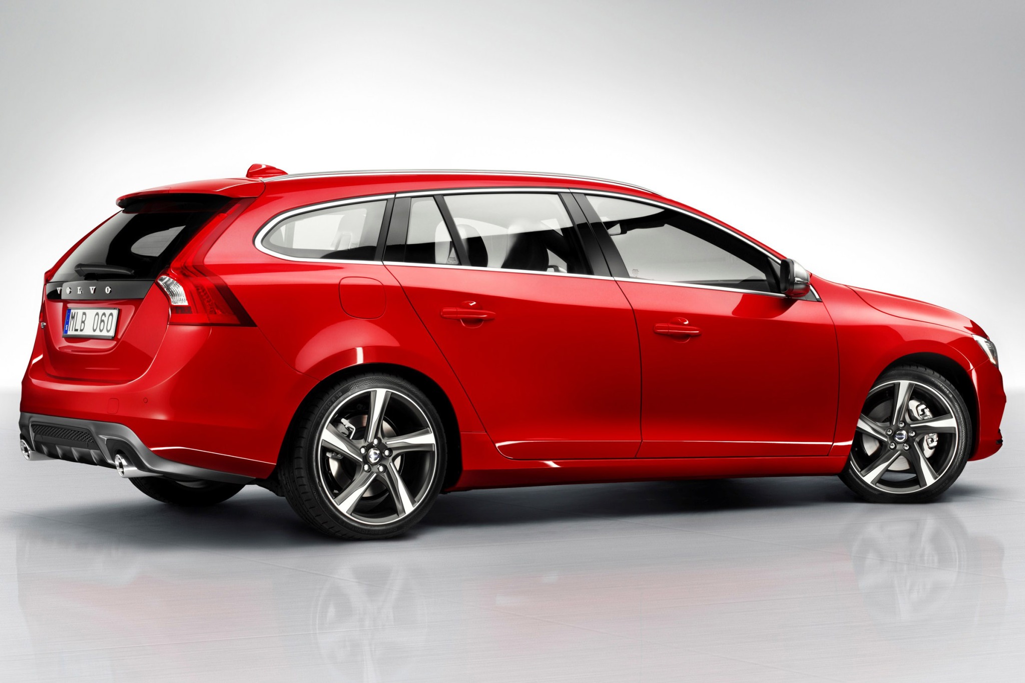 2015 Volvo V60 VINs, Configurations, MSRP & Specs - AutoDetective
